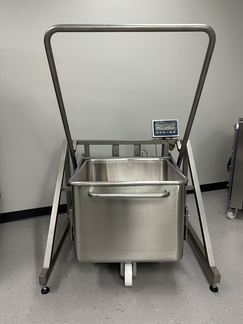 Used Equipment : Buggy Scale 200ltr 300ltr / Vmag scale